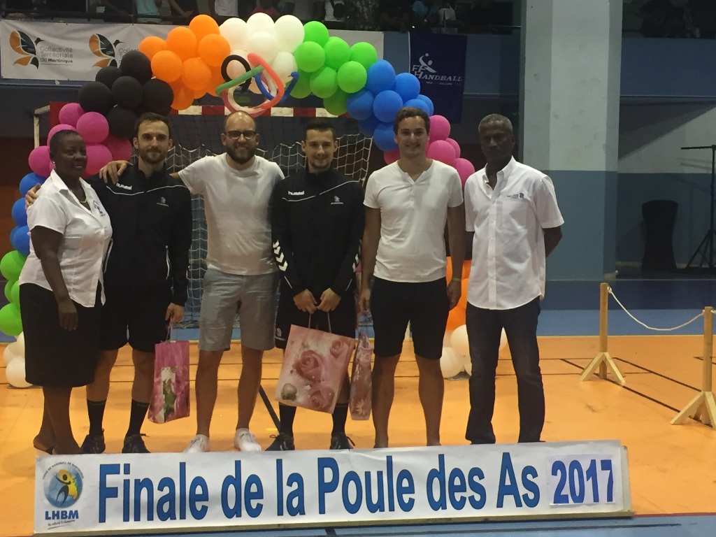 Arbitrer les finalités Martiniquaises - FFHandball