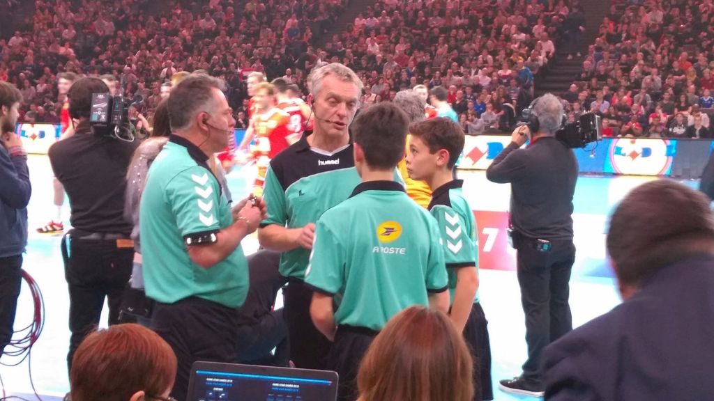 Des Hand Stars plein les yeux - FFHandball