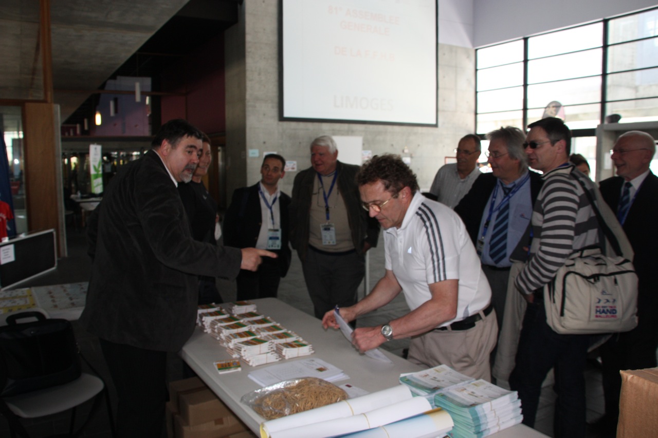 Le stand CCA lors de l?AG FFHB de Limoges ? Arbitrhand - FFHandball