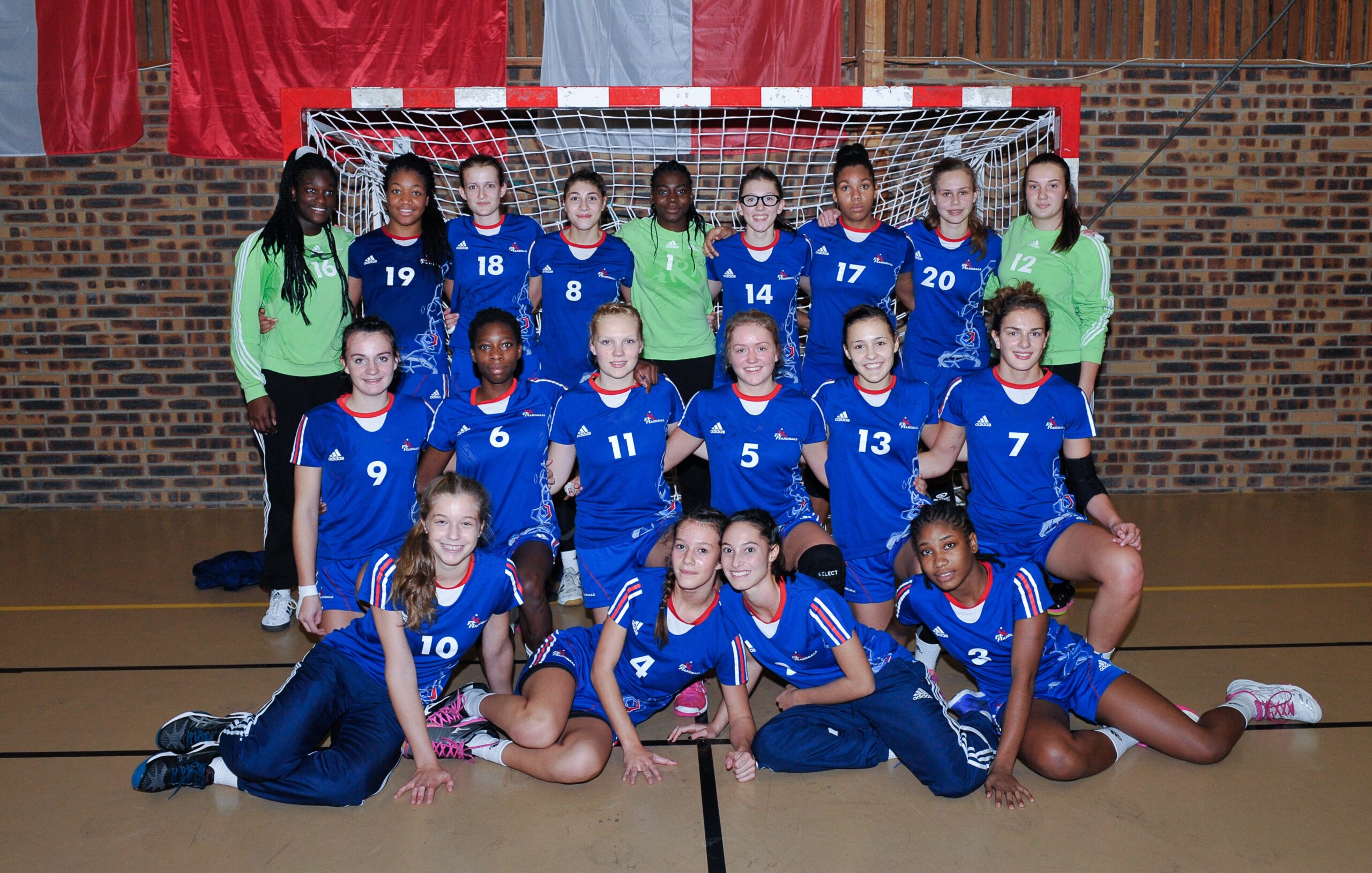 #U16 (F) : Testées face aux Roumaines - FFHandball