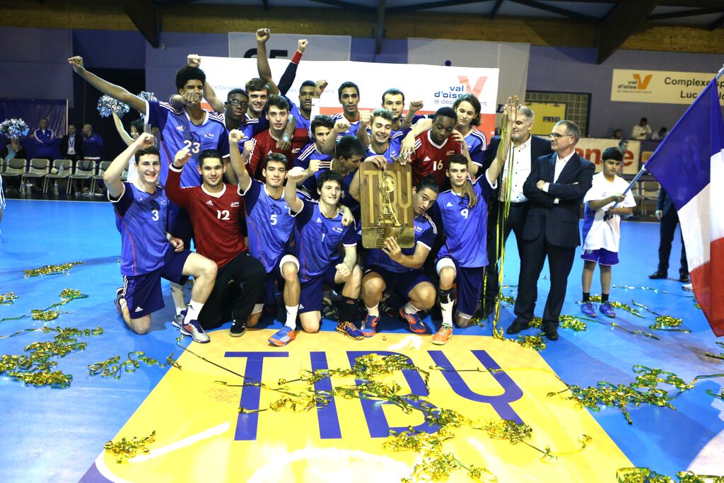 #U19 (M) : Les Jeunes débutent bien - FFHandball