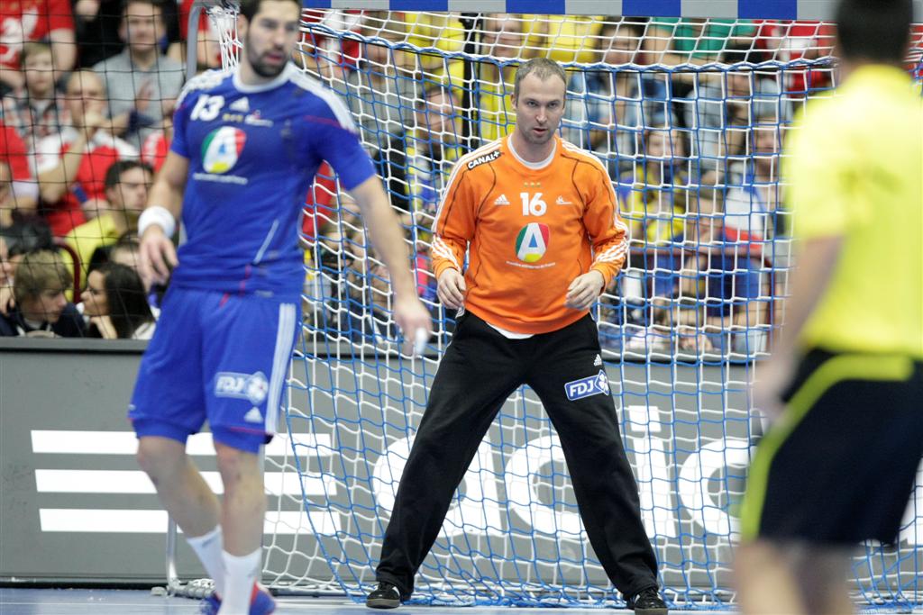 Omeyer en dédicace à Séléstat - FFHandball