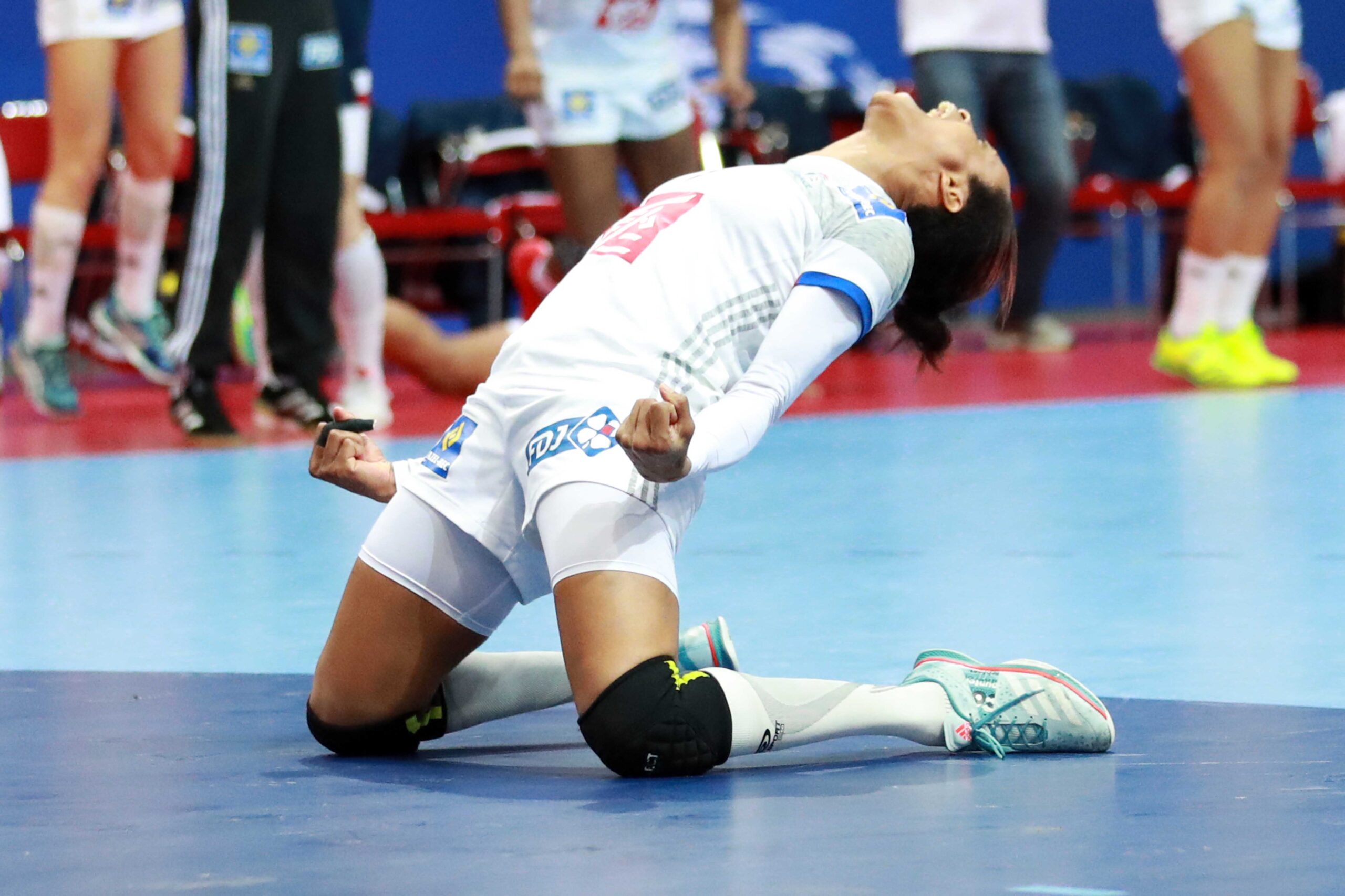 Allison Pineau : "c'est le timing idéal" - FFHandball