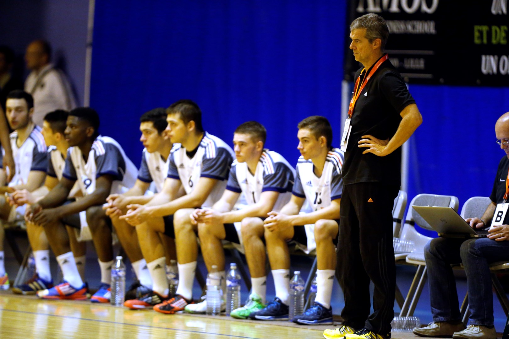 U19 (M) : Les Jeunes garçons débutent à Saint-Malo - FFHandball