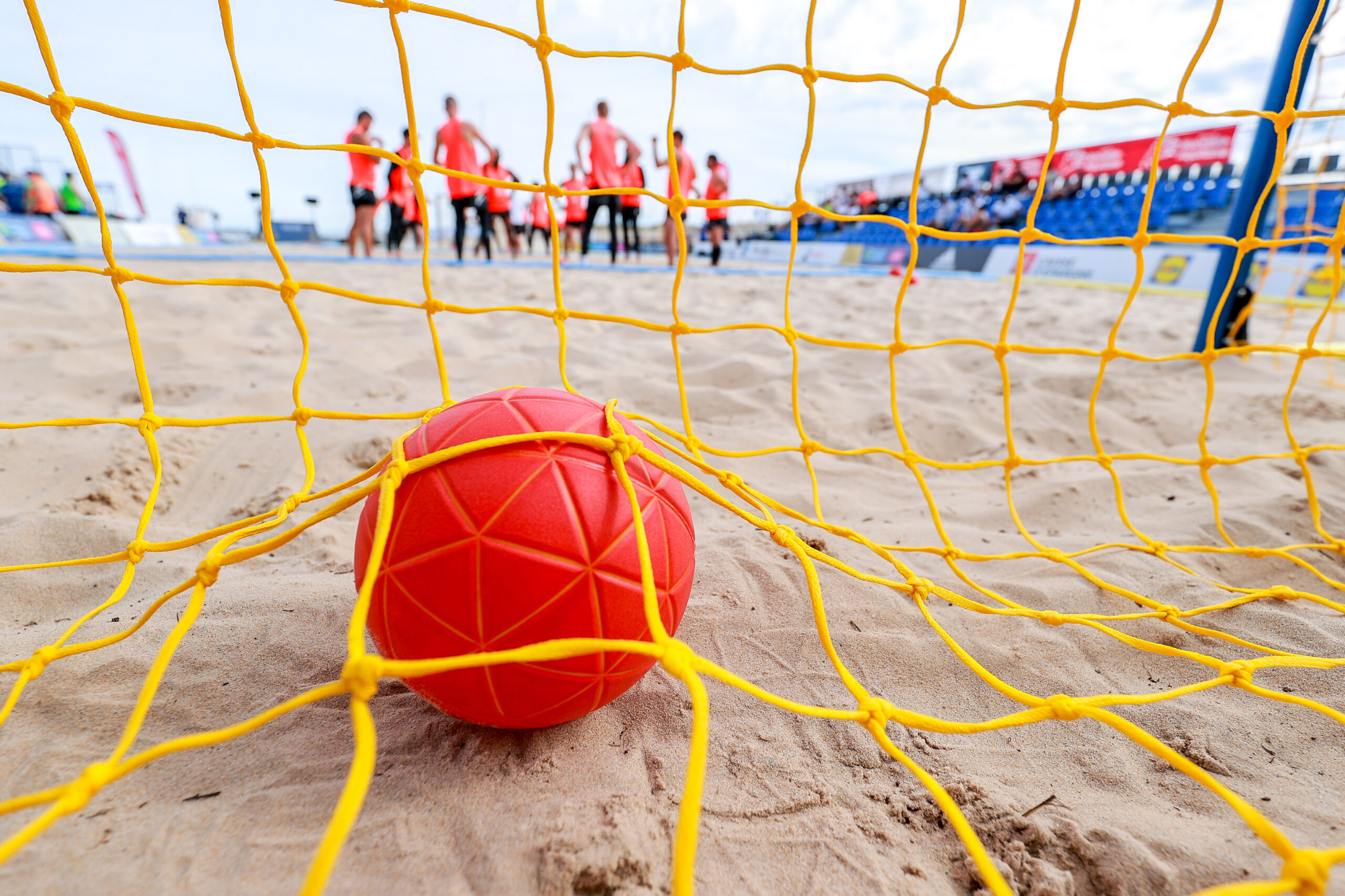 Le BeachHandball à l'honneur à Lacanau - FFHandball